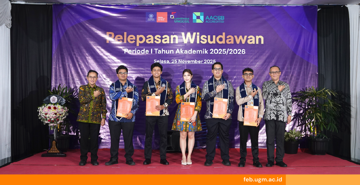 FEB UGM Graduates 164 Bachelor's Degree Students in Period I of the ...
